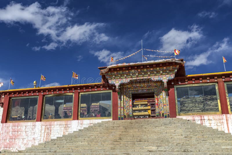 Tibetan Temple in Litang, Sichuan, China Stock Photo - Image of ...