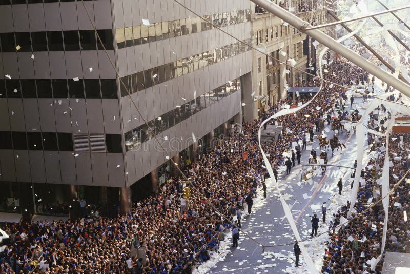 Ticker Tape Parade editorial photography. Image of city - 23161312