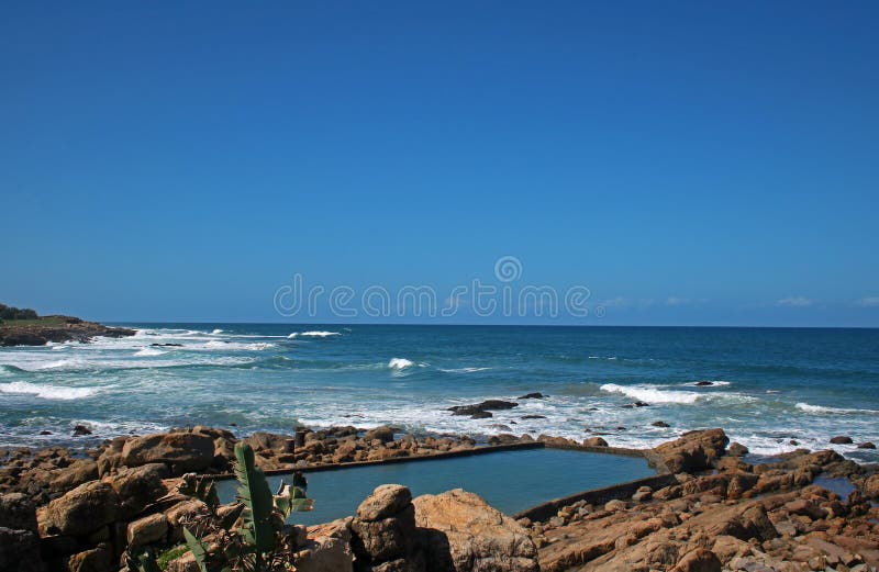 Tidal pool in the ocean stock photo. Image of aqua, rolling - 104015054