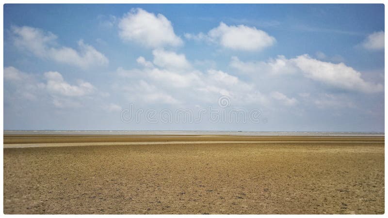 Tide out stock image. Image of puffy, landscape, blue - 139782649