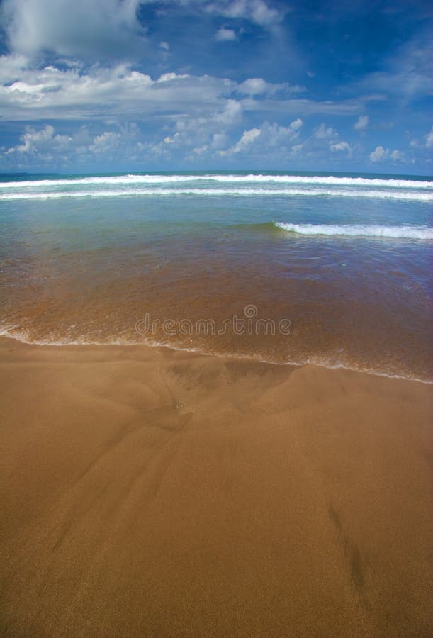 Tide of tropical beach stock image. Image of beach, expanse - 7545821