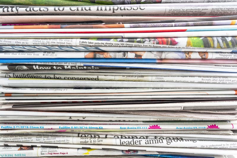 135,908 Tidnings Stock Photos - Free & Royalty-Free Stock Foton från ...