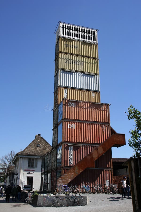 Freitag tower zurich suiza foto de archivo editorial. Imagen de envase ...