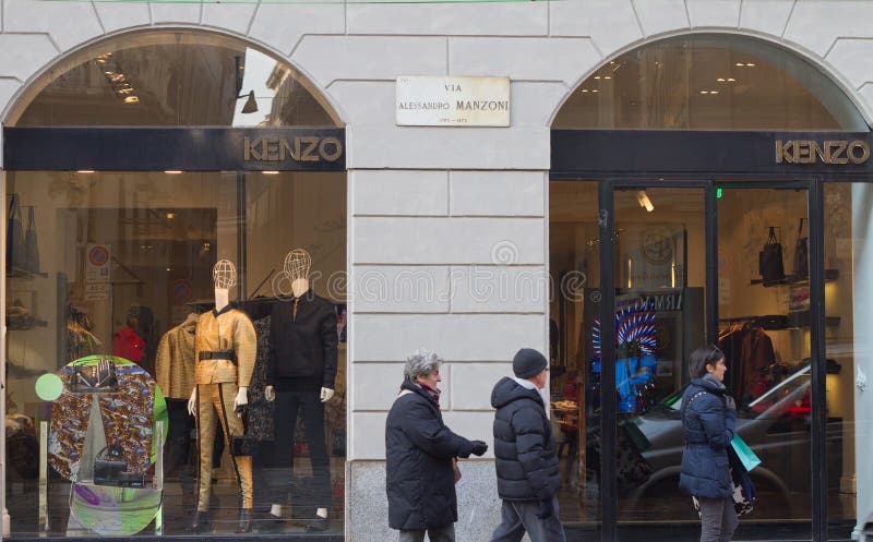 Exterior De La Tienda Kenzo Imagen de archivo editorial - Imagen de ...