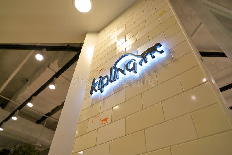 Logotipo De Kipling En La Tienda De Kipling Foto de archivo editorial ...