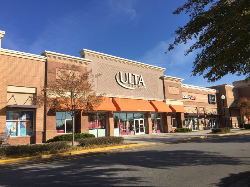 Tienda De La Belleza De Ulta Fotografía editorial - Imagen de ropa ...