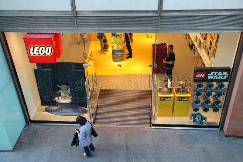 Tienda de Lego foto de archivo editorial. Imagen de juguetes - 39112613