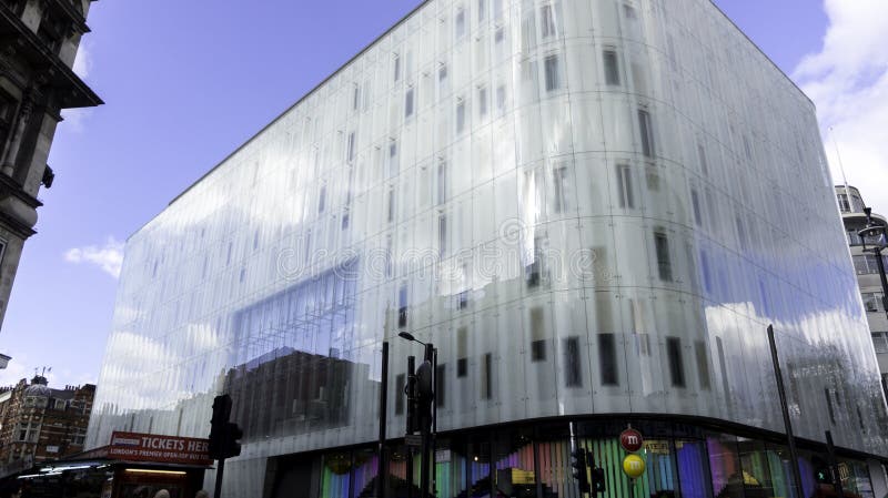 Tienda del mundo de M&M foto editorial. Imagen de oficina - 32687191