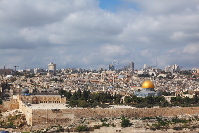 Tierra santa foto de archivo. Imagen de historia, piedra - 203725188