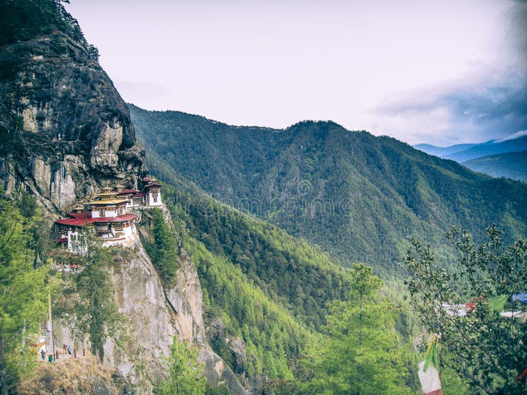 Tiger Monastery Bhutan editorial image. Image of bhutan - 35063990