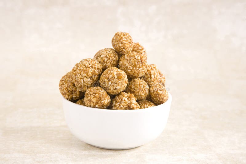 Til Ke Laddu or Til Ladoo or Rewri Balls Stock Photo - Image of snacks ...