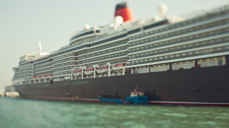 Huge Ship Tilt Stock Photos - Free & Royalty-Free Stock Photos from ...