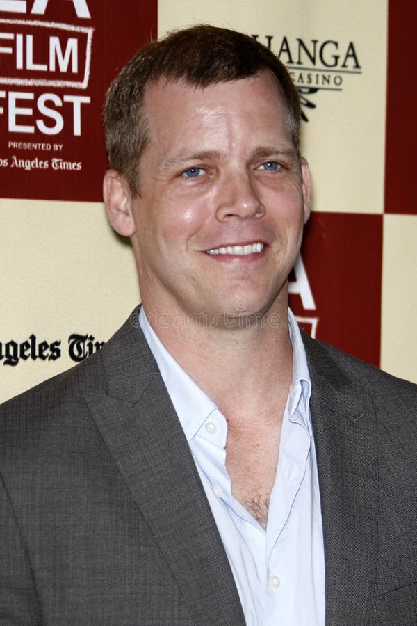 Tim Griffin editorial photography. Image of angeles, panda - 24198742