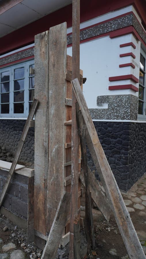 Timber Formwork with Metal Reinforcement is a Construction Method Used ...