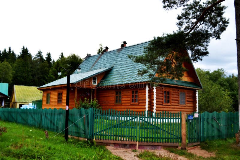 Timber house stock image. Image of door, architecture - 33054777