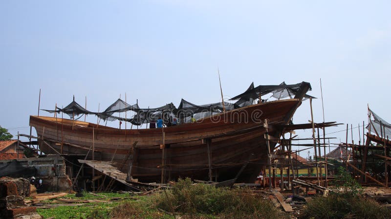Timber Shipbuilder Working while Working Editorial Stock Photo - Image ...