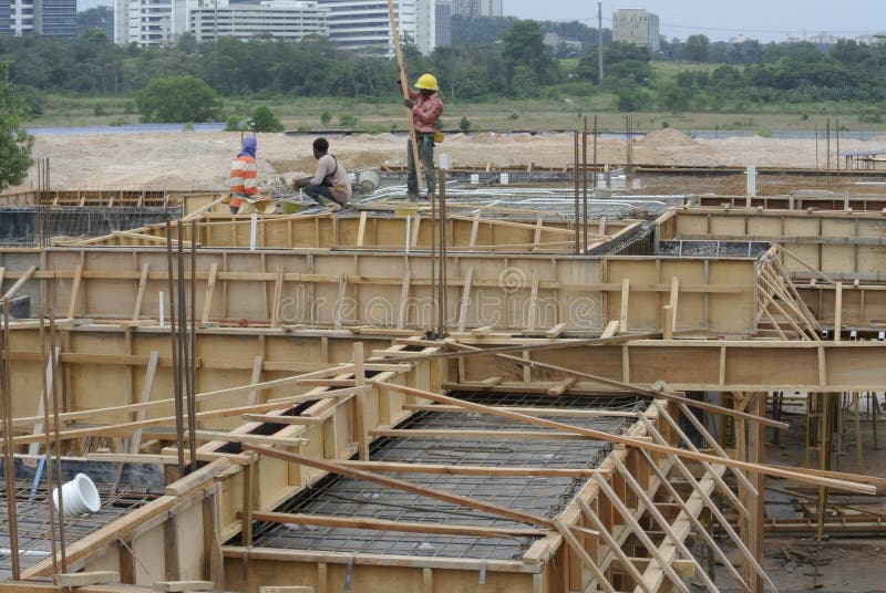 Timber Support for Timber Beam Formwork Stock Image - Image of contractor, ground: 45177445