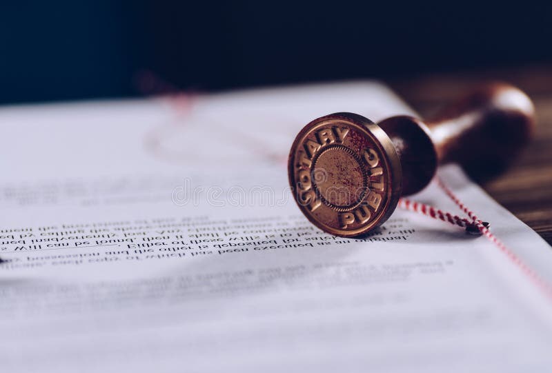 Firmato Da Un Documento Di Notaio Con Il Suoi Bollo E Penna Fotografia ...