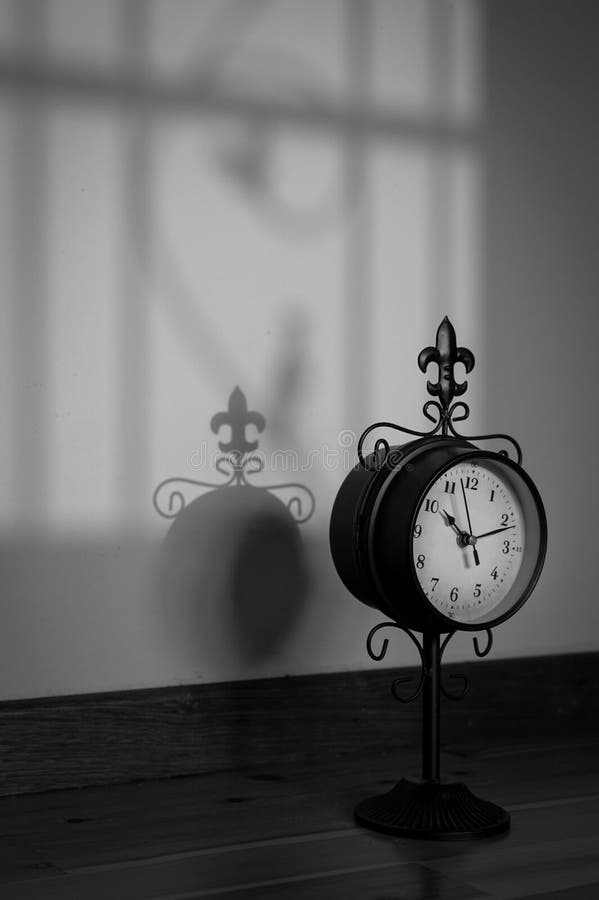 Time Concept : a Classic Retro Clock Stock Photo - Image of minute ...