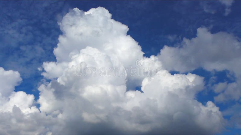 Time Lapse, Clouds Moving in the Sky. Scenery of Cloud in Motion Stock ...