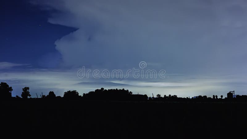 Time lapse lightning storm stock video. Video of evening - 195185033
