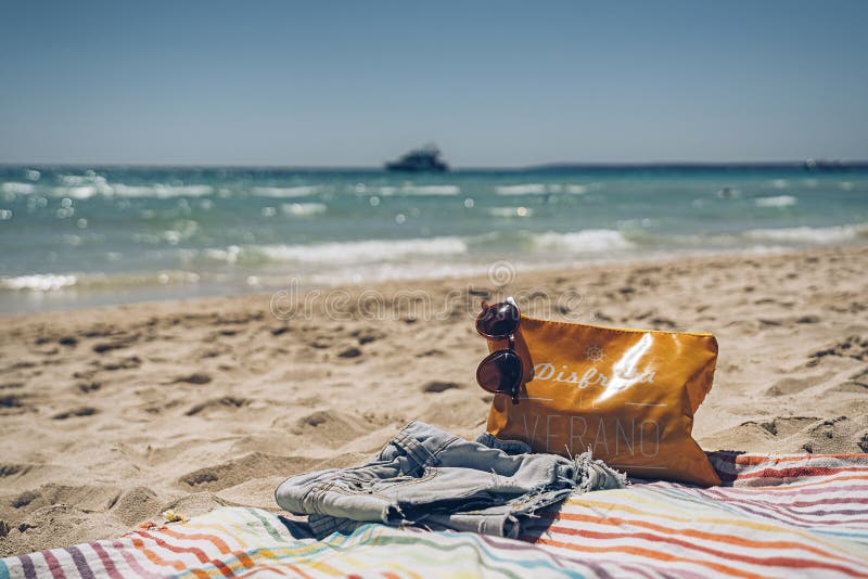 Time To Enjoy the Summer: Vacation, Holidays, Relax and Enjoy Concept ...