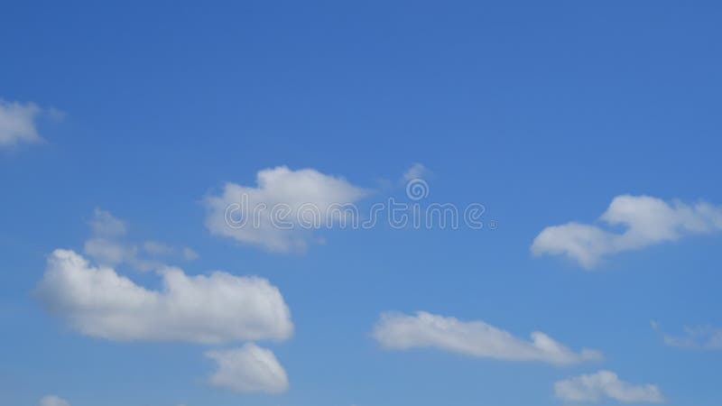 TimeLapse of Fast Moving Cirrus Clouds & Cumulus Cloudscape Stock ...