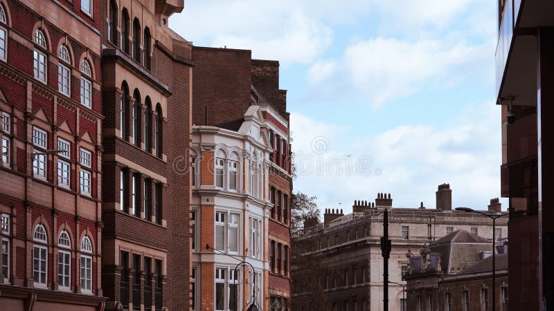 Timeless London Streets with Historic Architecture and Rich History ...