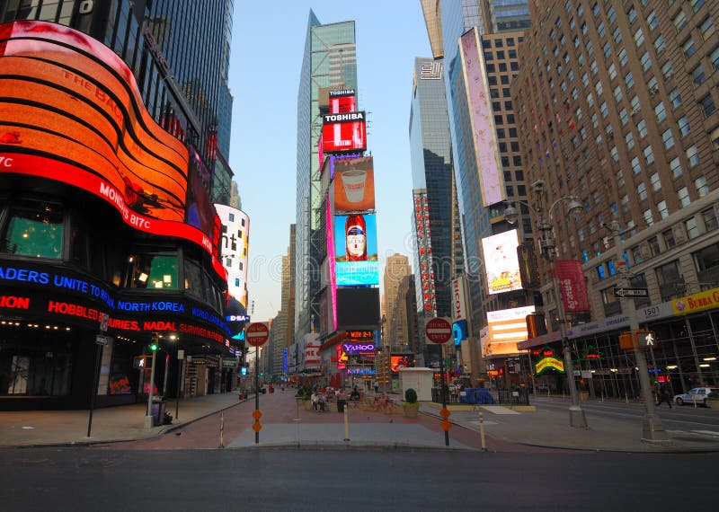 Times Square editorial photography. Image of architecture - 18119497