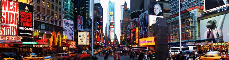 Times Square panorama editorial stock image. Image of performance - 8929309