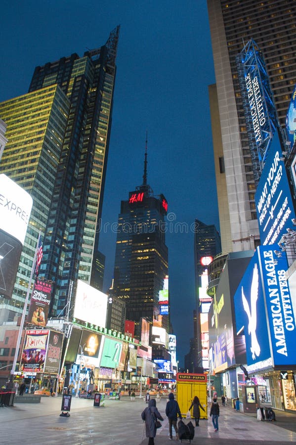Times Square at 6 am - February Editorial Photo - Image of states ...