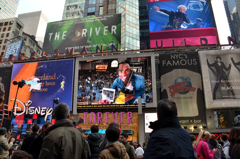 Times Square on New Year S Eve Editorial Stock Image - Image of ...