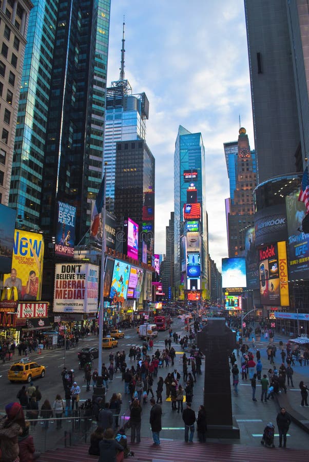 Times square editorial stock image. Image of manhattan - 33800574