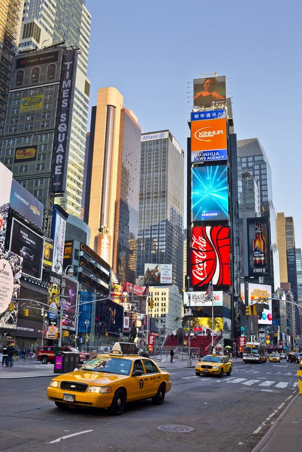 Times Square New York City foto editorial. Imagen de manhattan - 35328251