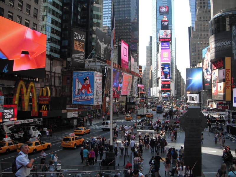 Times Square - New York editorial stock image. Image of street - 92016379