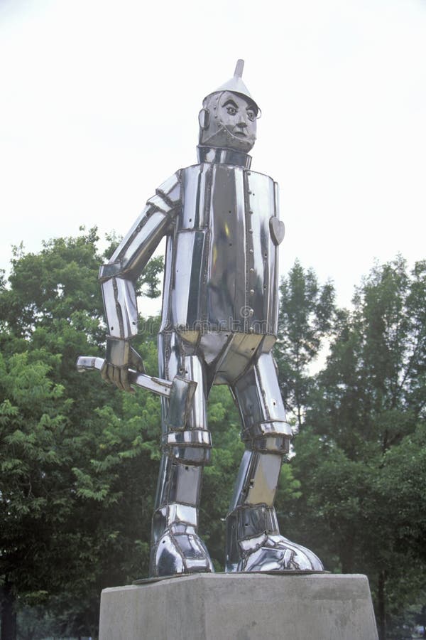 Tin Man Statue at Oz Park, Chicago, Illinois Editorial Stock Photo ...