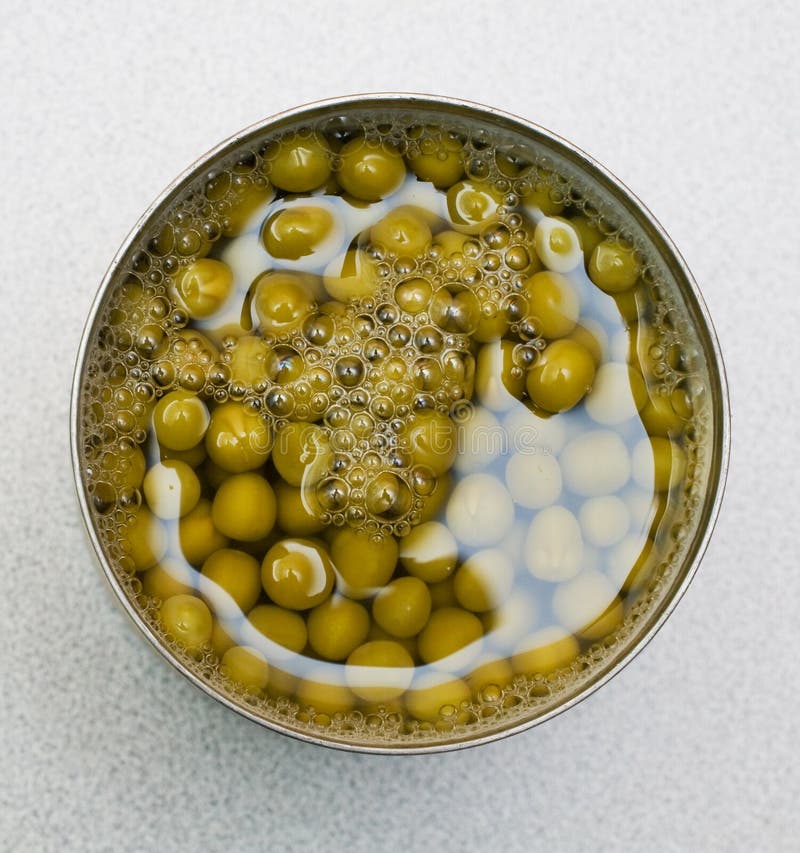 Tinned Green Peas Picture. Image: 7714606
