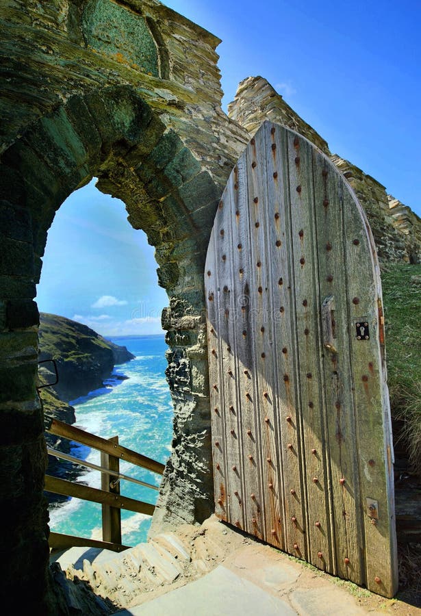 Tintagel Castle Cornwall England Stock Photo - Image of travel, england ...