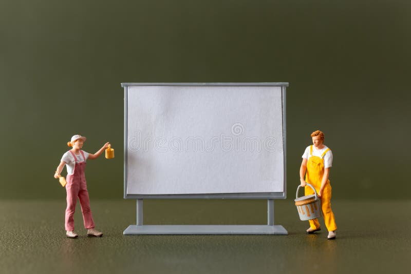 Tiny Figures , a Blank Canvas and an Imaginative Artist Brainstorming ...