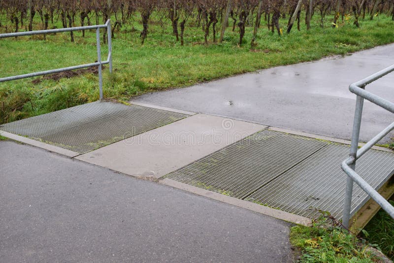 Simple tiny bridge stock image. Image of curve, lane - 300633911