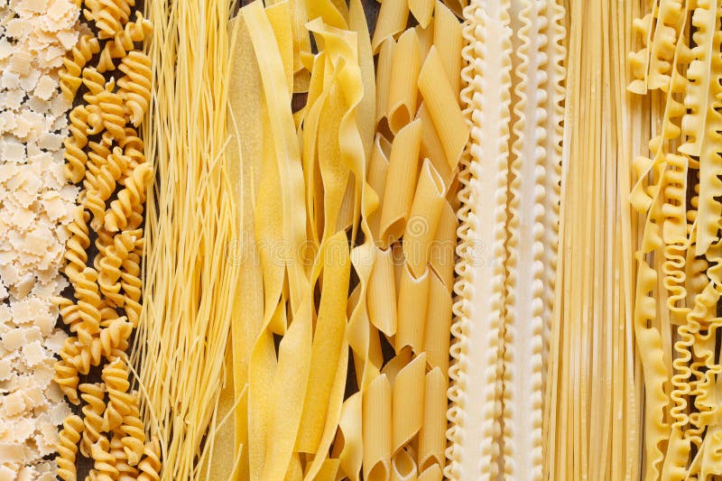 Tipi Differenti Di Pasta, Di Tagliatelle Della Minestra E Di Spaghetti ...