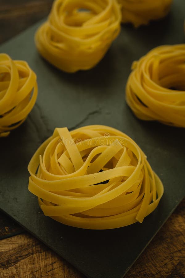 Tipi Differenti Di Paste Colorate Immagine Stock - Immagine di ...