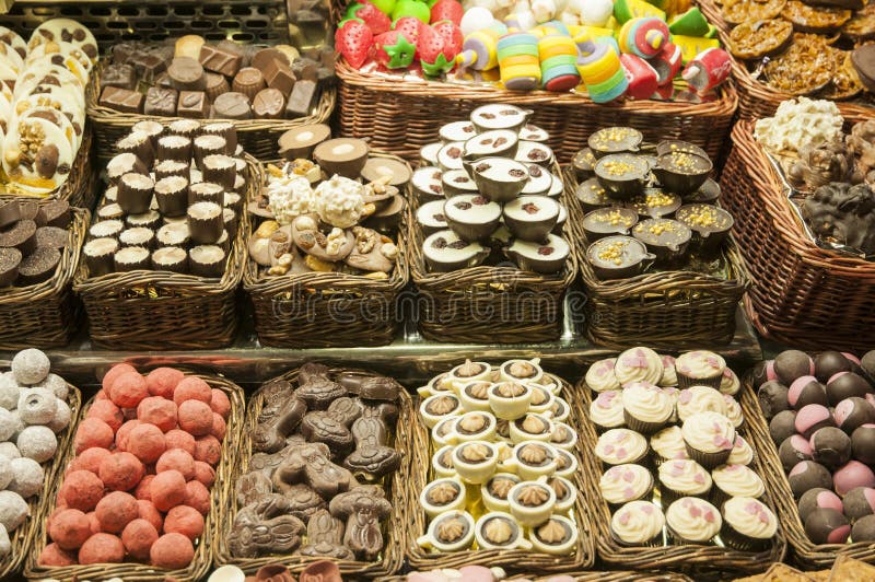 Tipos Diferentes Do Chocolate Foto de Stock - Imagem de forma, fresco ...