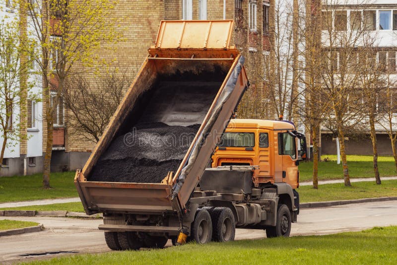 Unloading Bitumen Stock Photos - Free & Royalty-Free Stock Photos from ...