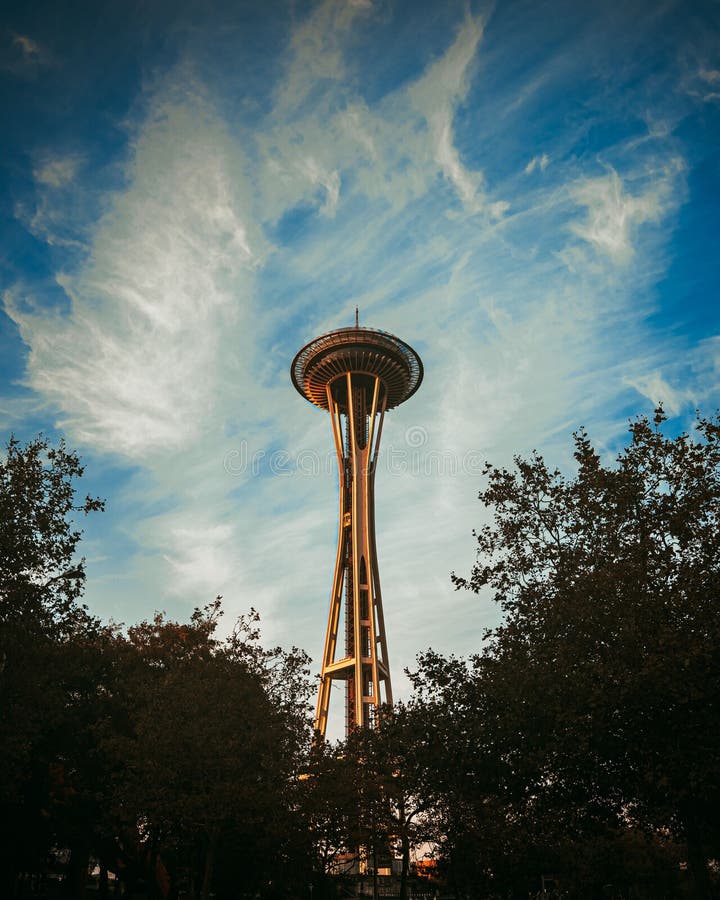 Tir Vertical De L'aiguille Spatiale De Seattle Photographie éditorial - Image du architecture ...