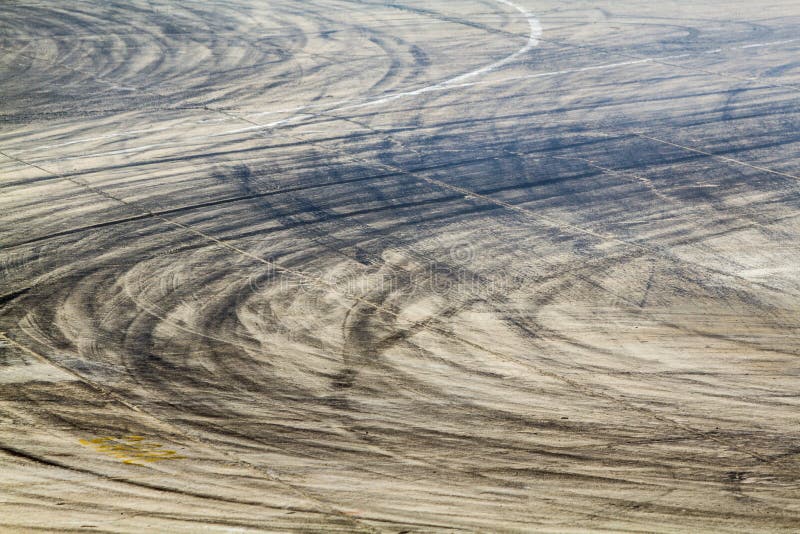 Tire marks stock image. Image of motorway, doom, explosion - 32588615