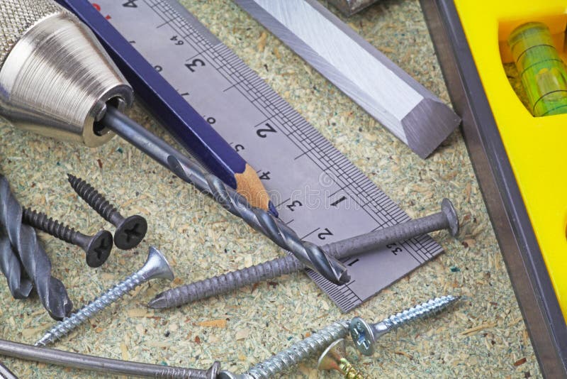 Tischler-Werkzeuge stockbild. Bild von holz, band, stufe - 99718521