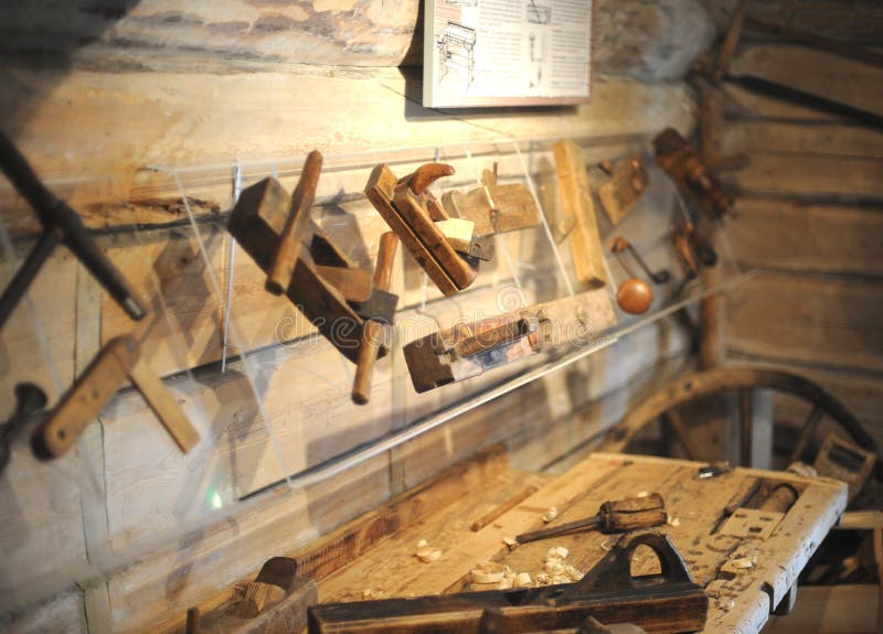 Antike Tischler-Hilfsmittel Stockbild - Bild von werkstatt, mechanisch ...