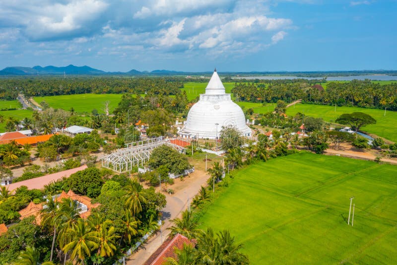 Tissamaharama Stupa at Sri Lanka Stock Photo - Image of landmark ...