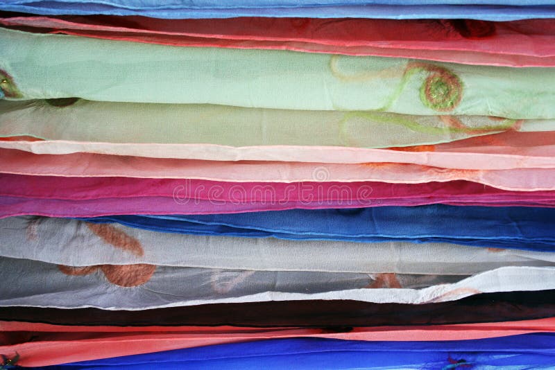 Tissu fin dans les couches image stock. Image du conception - 16458561